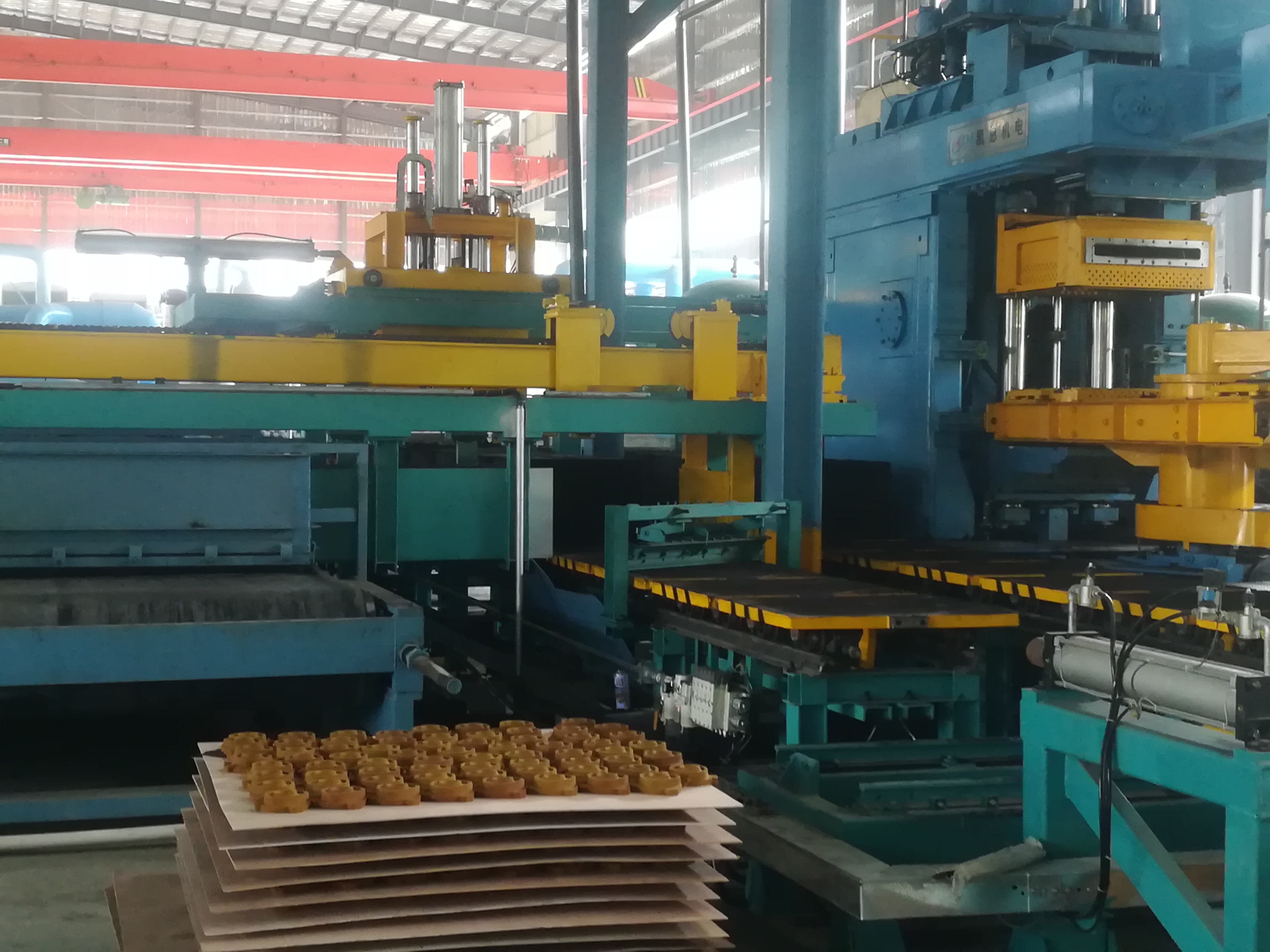 Green Sand Automatic Moulding Line Horizontal Parting Flaskless ...